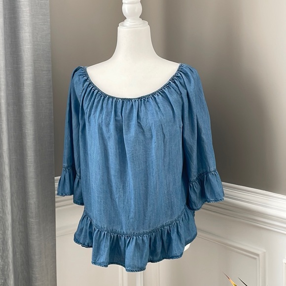 beachlunchlounge | Tops | Beachlunchlounge Demin Color Ruffle Top Size ...